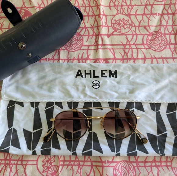 Ahlem Place de la Bastille Sunglasses - Tortoise/Champagne Gold